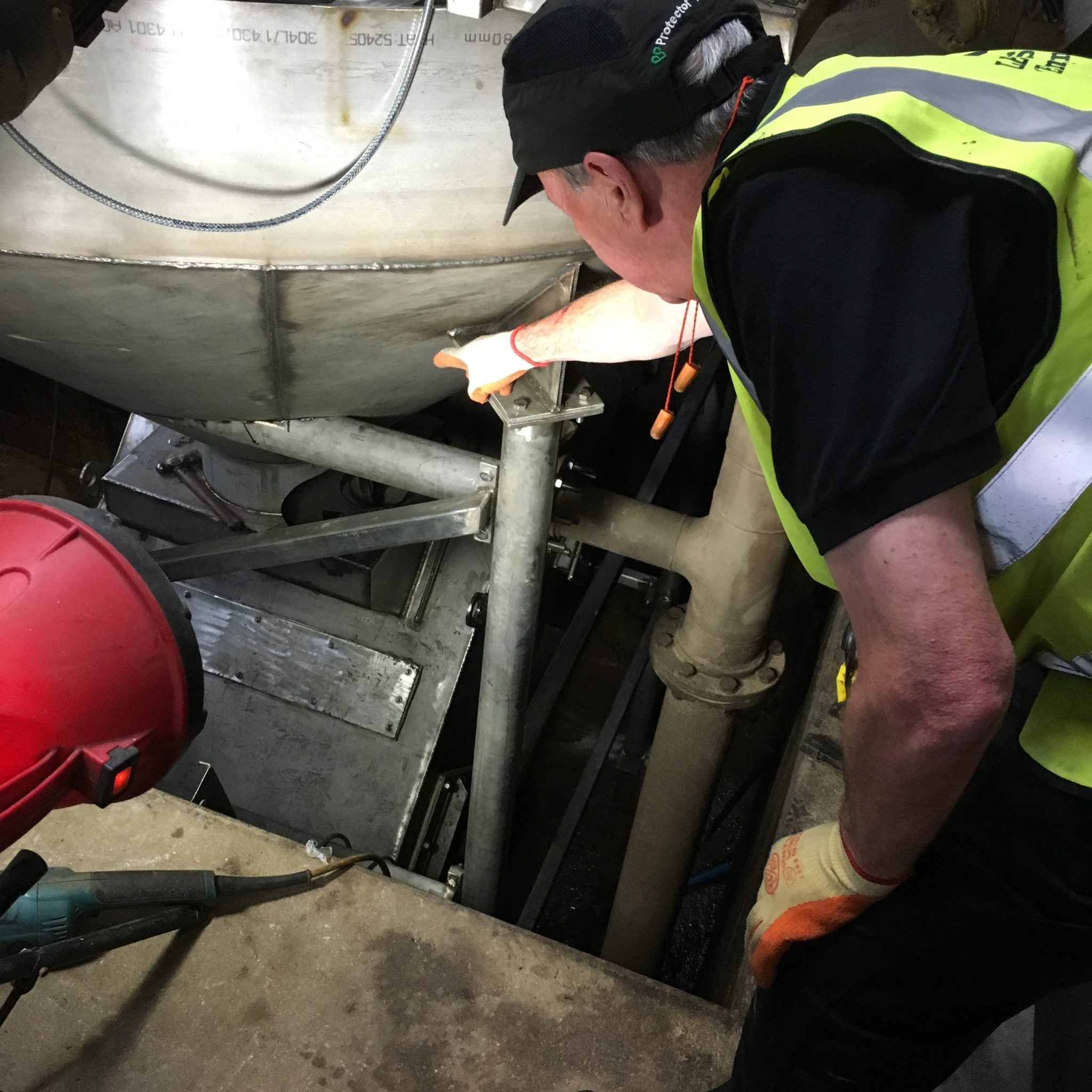 Helping Huntapac spread their roots: Lewis & Raby install cyclone ...