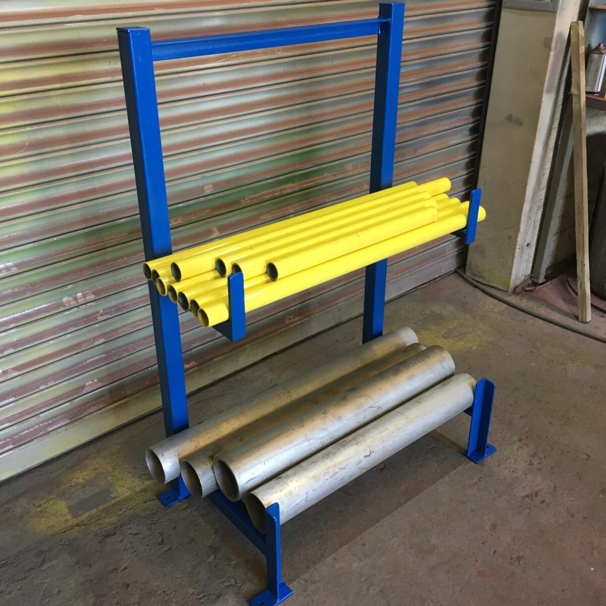 Cantilever Racking Workstation – Lewis & Raby Engineers Ltd.